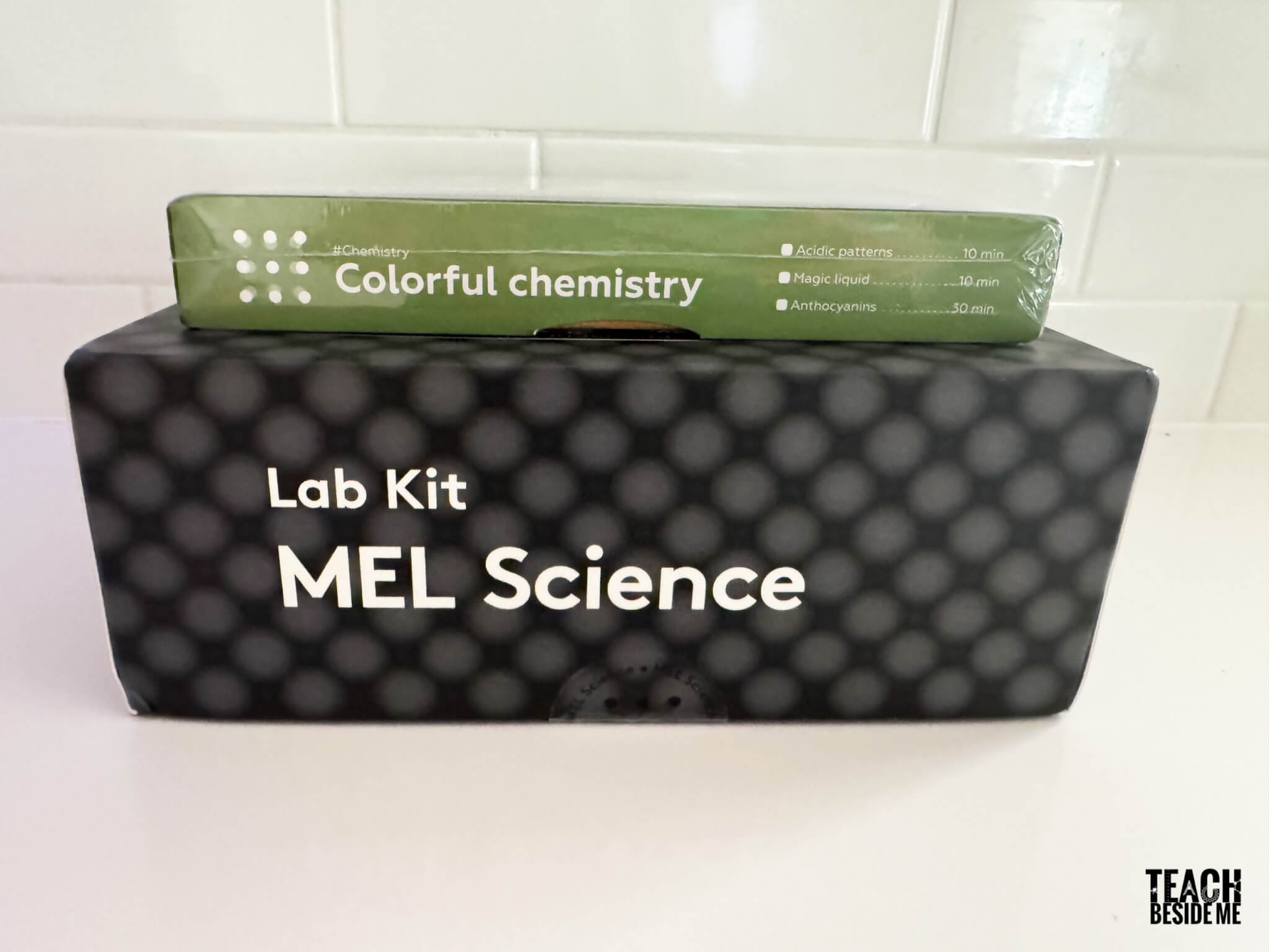 Color Chemistry Experiments for Kids: MEL Science Colors Kit - Teach ...