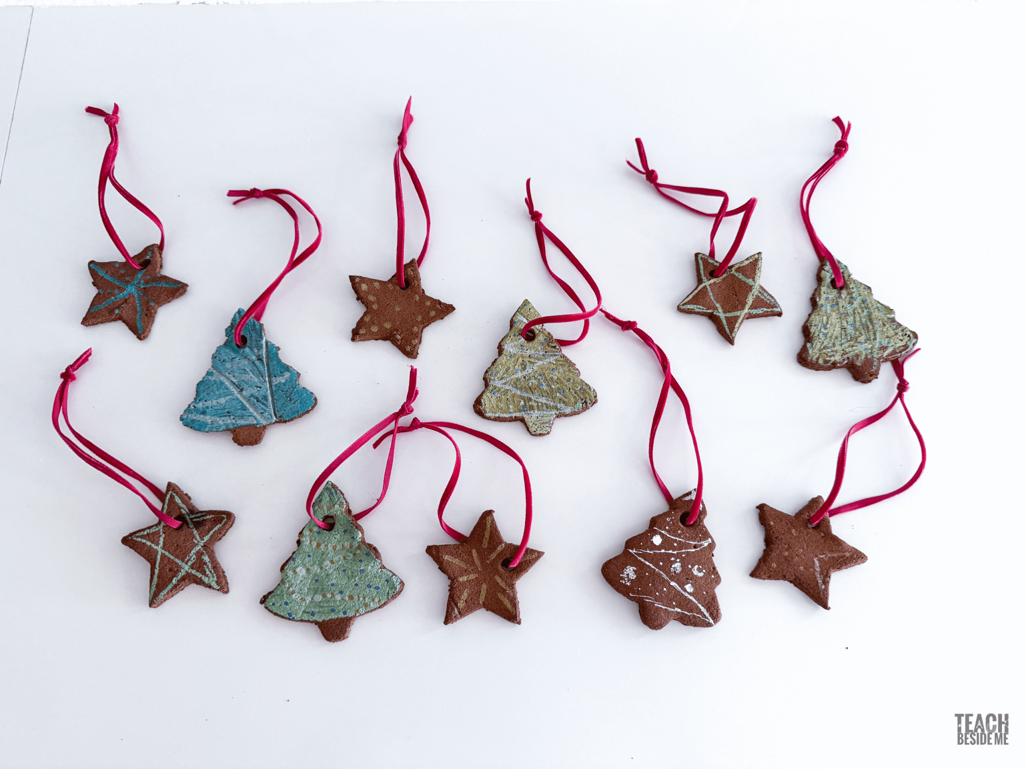 Applesauce Cinnamon Ornaments (Easy Christmas Craft for Kids) - Teach ...
