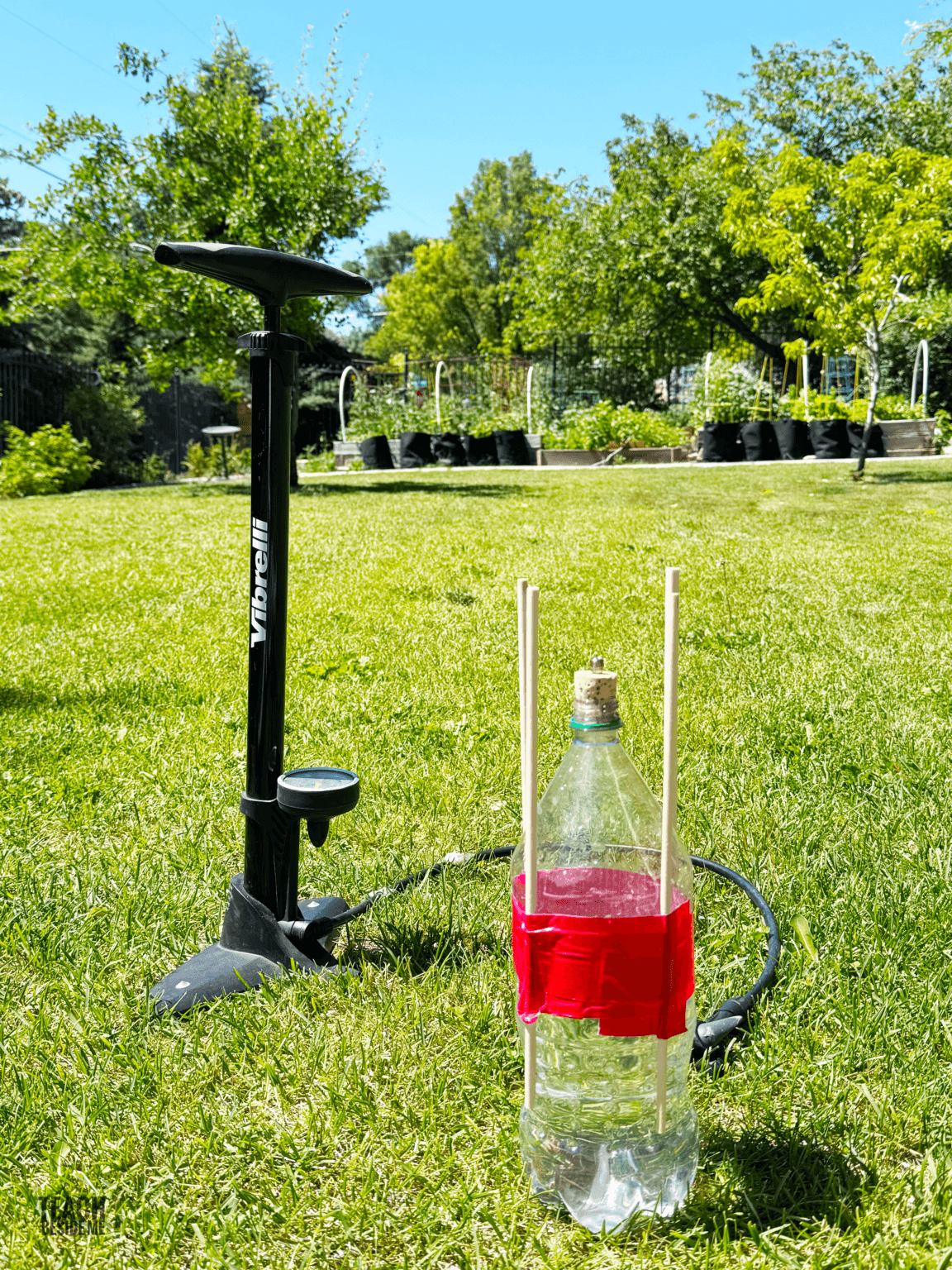 How to Make a Water Bottle Rocket (Easy 2-Liter Bottle STEM Project ...